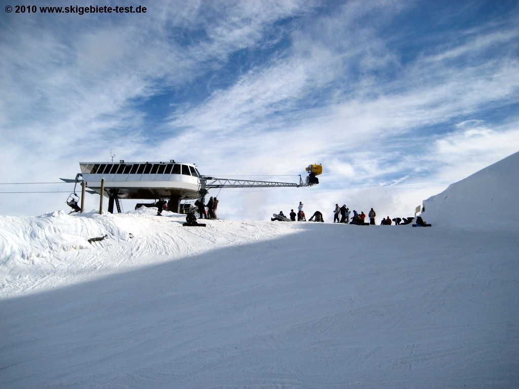 Coronet Peak • Ski Holiday • Reviews • Skiing